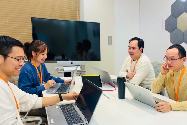 私たちがラクスのブリッジSEとして働く理由 | ストーリー | 株式会社ラクス キャリア採用